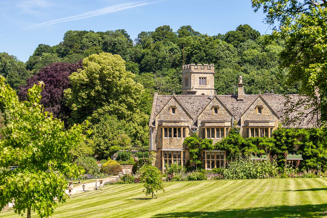 Luxury Stays & Brilliant Days - Buckland Manor | Andrew Brownsword Hotels